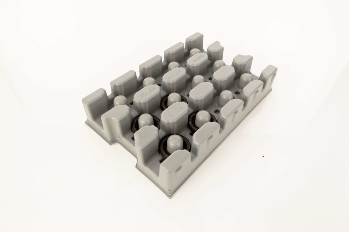 Trays und Transportsysteme aus Kunststoff – swissplast.com