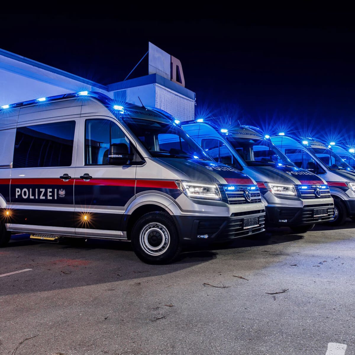 Faszinierend Bos Info Fahrzeuge Ebenbild